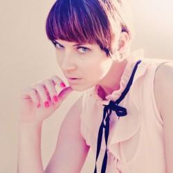 NATALIE FIELD – Vanguard 精嘉官方